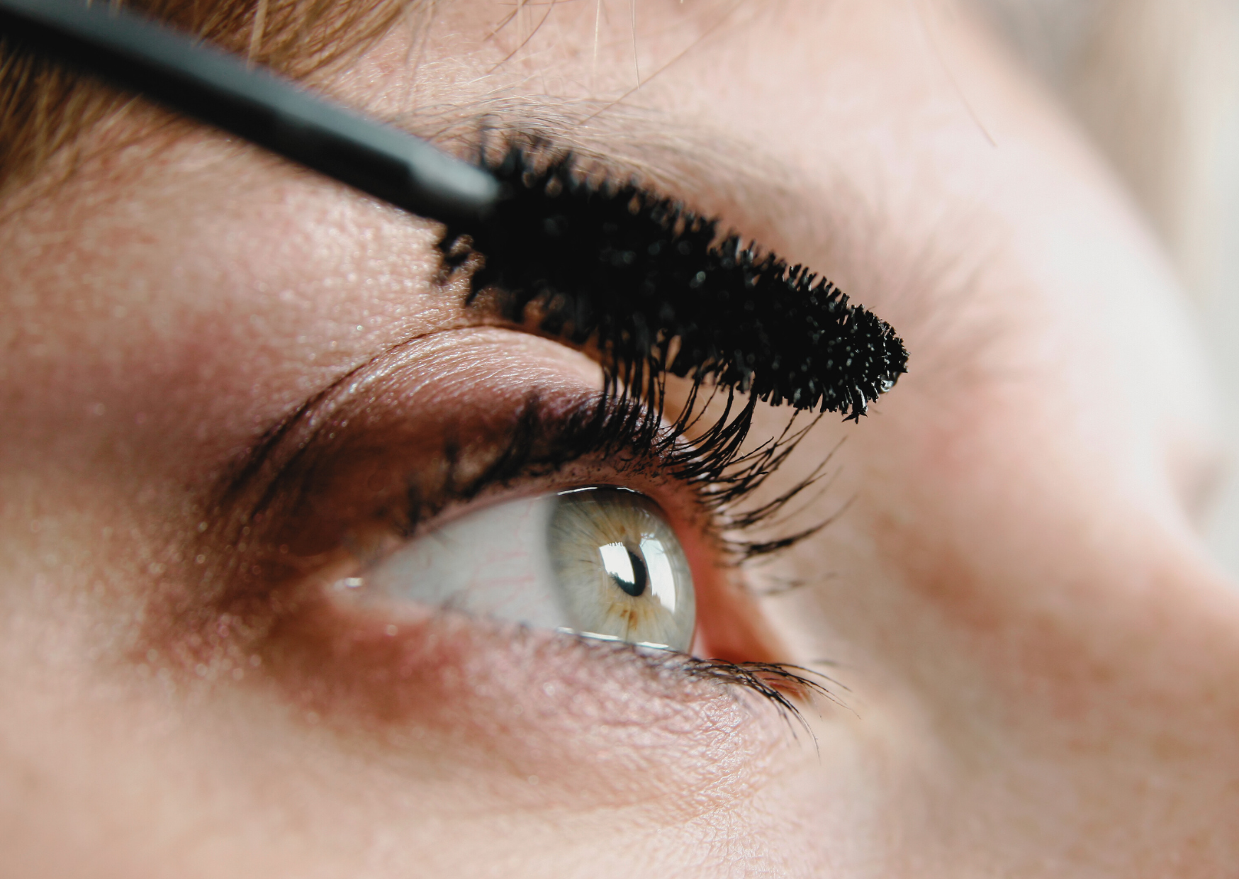 Essential Makeup Hygiene Tips to Keep Your Eyes Healthy – Peep Club UK